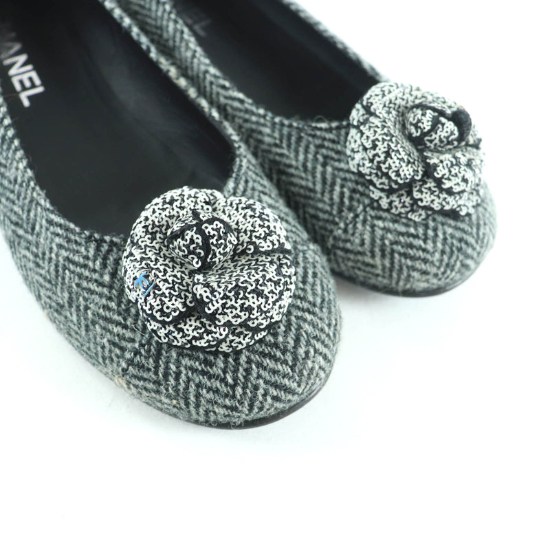 CHANEL pumps Women COCO Mark Tweed Flats with Sequined Camellia シャネル パ ...