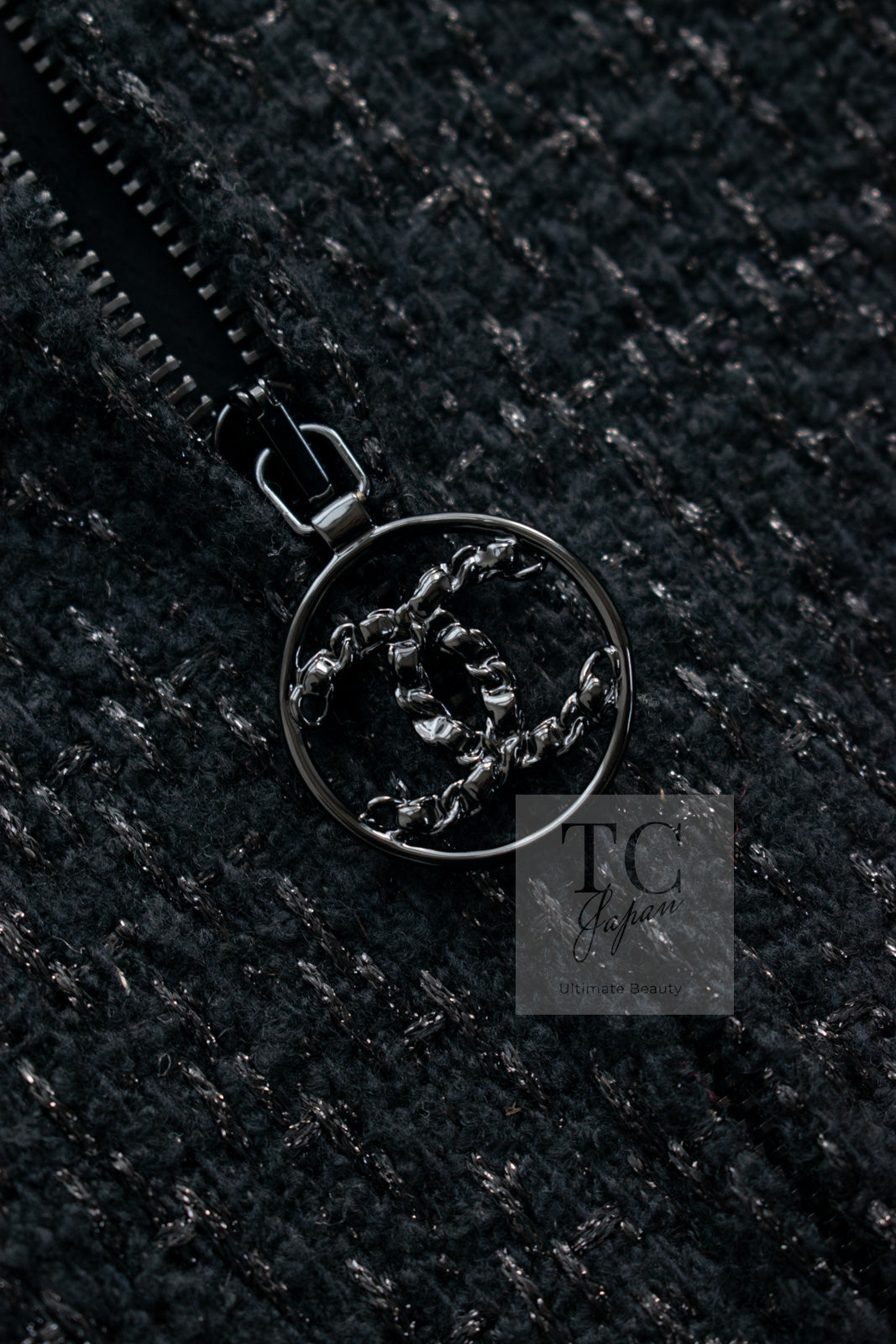 シャネル ジャケット CHANEL ブラック メタリック ジッパー シャネル ジャケット CHANEL ブラック メタリック ジッパー