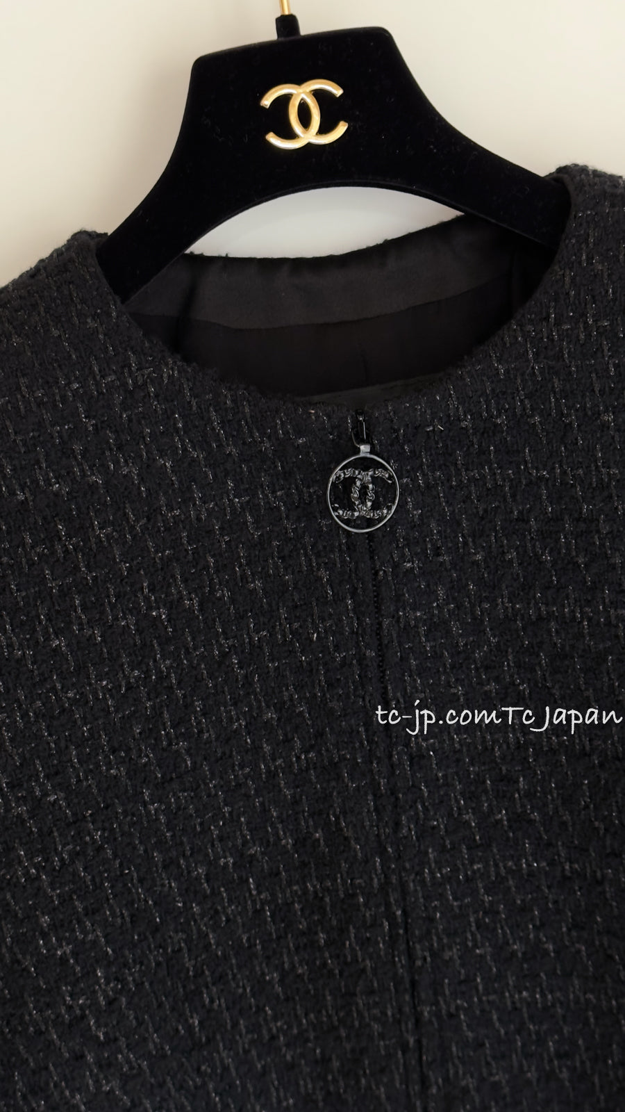 シャネル ジャケット CHANEL ブラック メタリック ジッパー シャネル ジャケット CHANEL ブラック メタリック ジッパー